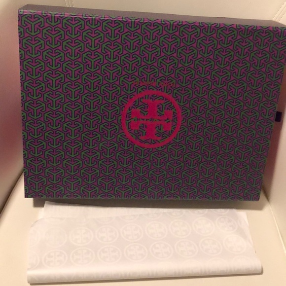 Tory Burch | Accessories | Tory Burch Box | Poshmark